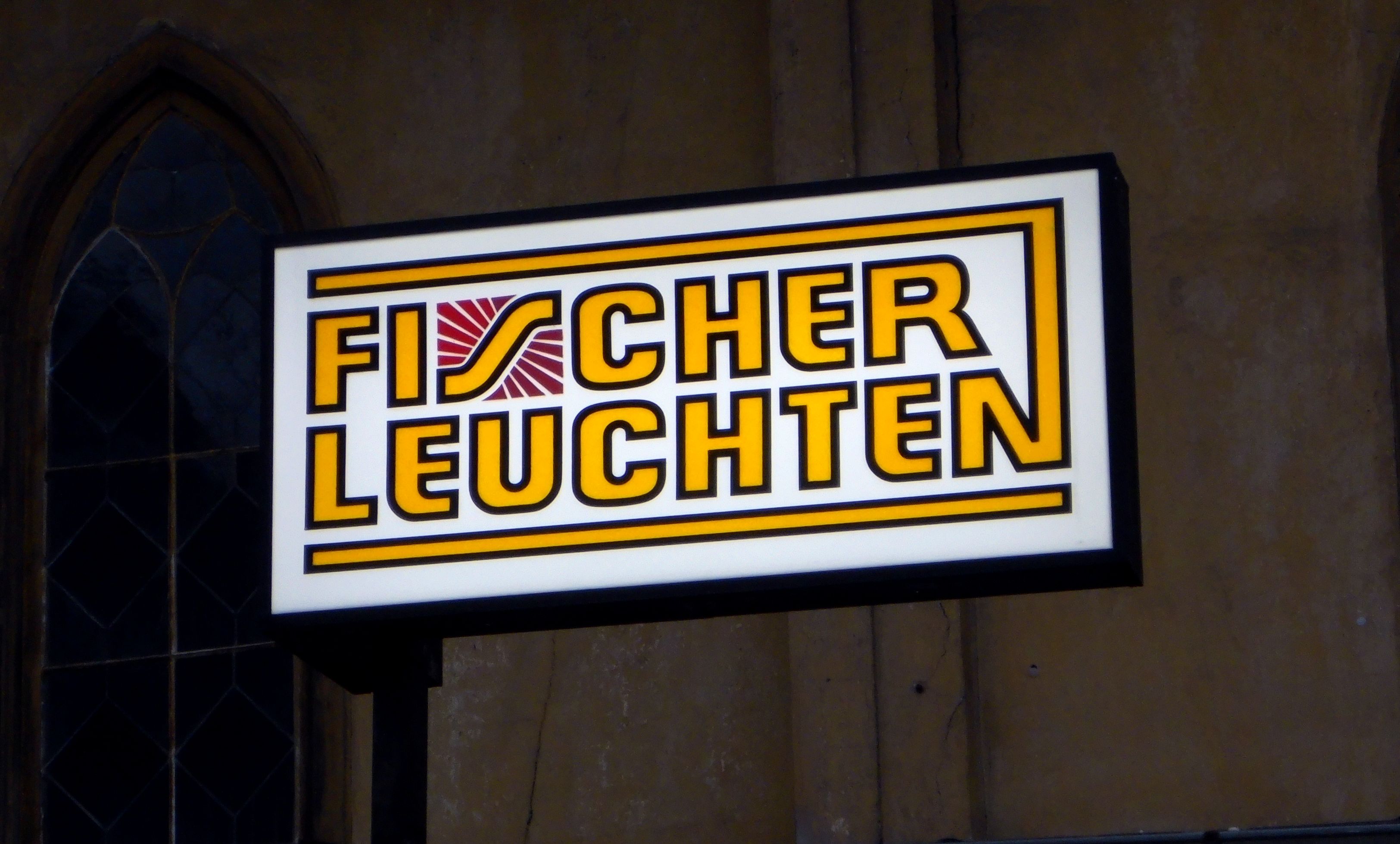 Über uns - Fischer Lichtwerbung e.K. in Oettingen - Schaukästen ...